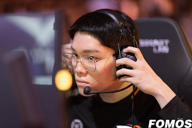 Lck 스마트한 백도어 작전으로 상대 기세 꺾은 한화생명 승부 3세트 넘겨