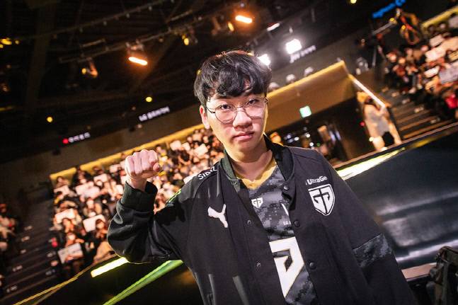 파죽지세 4연승 젠지 우승후보 디플러스 기아에 2 0 압승 Ss종로in