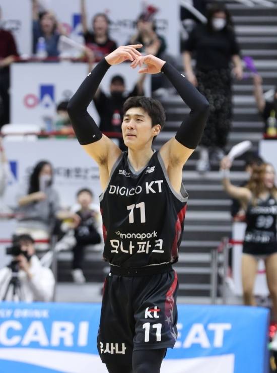 4전5기 끝! kt, 양홍석-하윤기-정성우 활약에 드디어 6위 진입…KCC 원정 4연패 [MK수원]