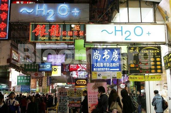 자유 실종된 이 나라 공짜표 줘도 안가”아시아 관광대국이 무너진다