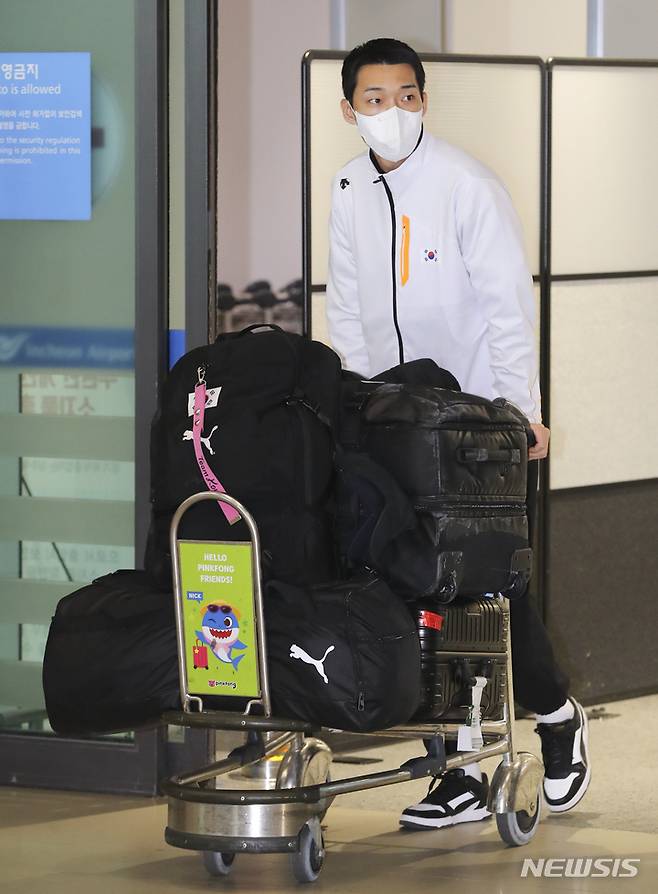스마일 점퍼 우상혁 새해 첫 대회 아쉽지만 좋은 출발 뉴시스pic