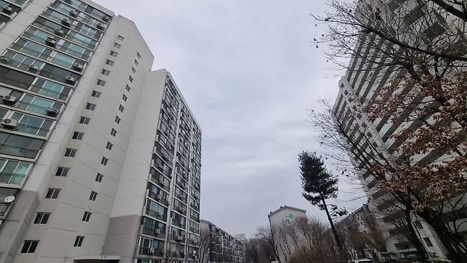 재건축 첫 관문 열자” 규제완화 순풍에 돛 다는 노후단지