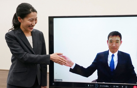 日 14년 만에 우주인 선발40대 방재전문가·20대 의사 달에 간다