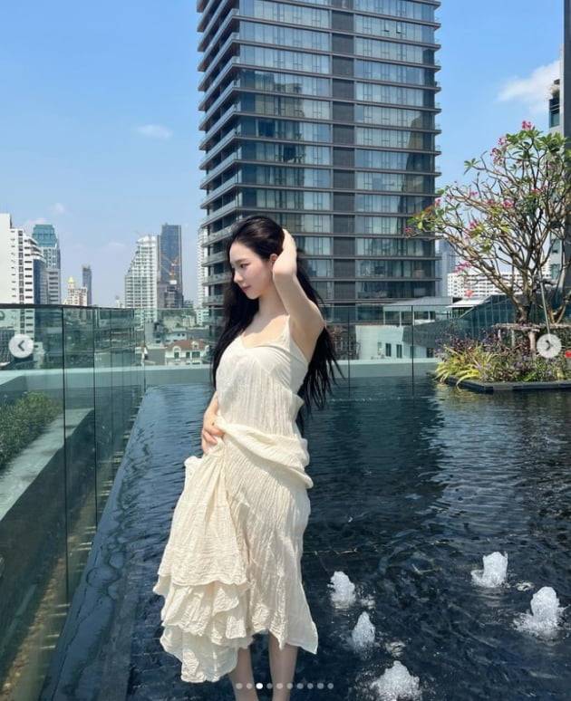에스파 카리나 하늘하늘한 원피스 입고뭘 입어도 여신이야