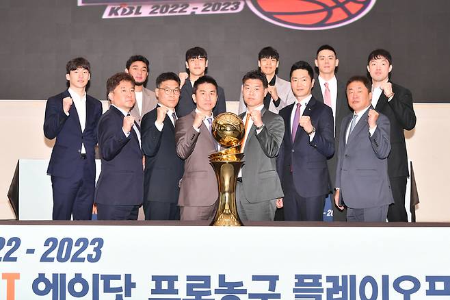 전국재패를 하겠다” 나 지금 되게 신나” 입담 속 치열한 6강 Po 기싸움···봄농구 본격 스타트