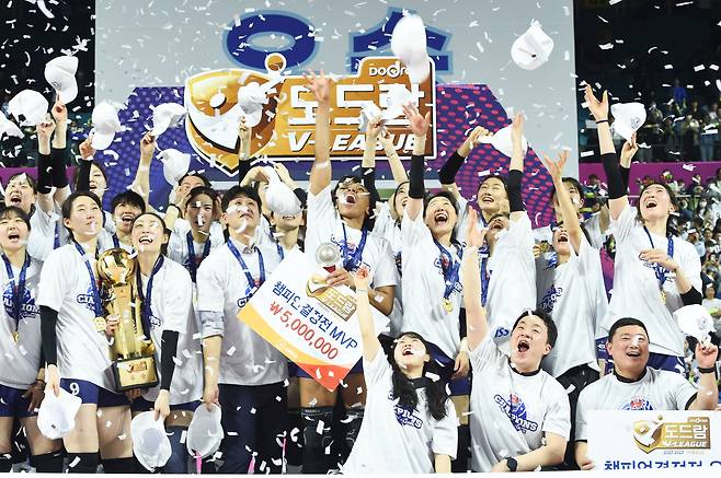 기적과 시청률까지 다 잡은 도로공사의 챔프 5차전