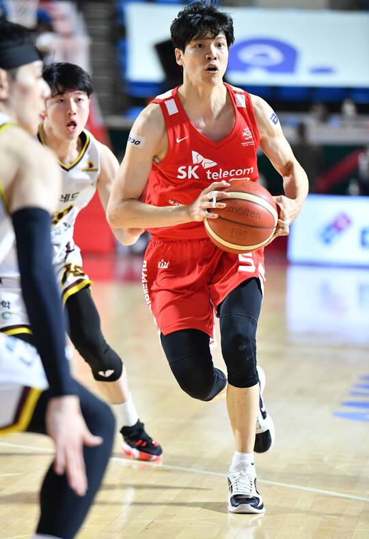[KBL 4강 PO 오늘의 주역] SK 김선형, 시리즈를 매듭지은 해결사
