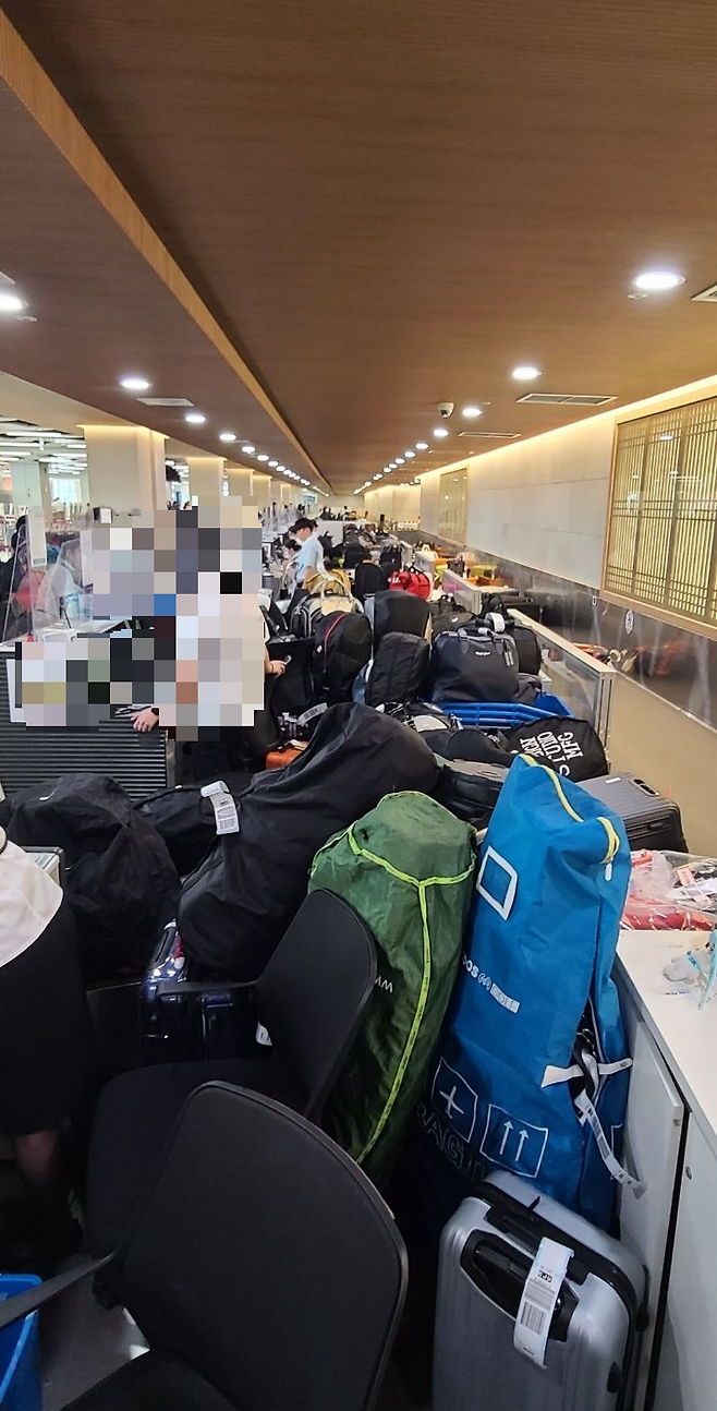 단독 김포공항 국내선 대규모 지연 수하물 보안 검색 과부하 탓