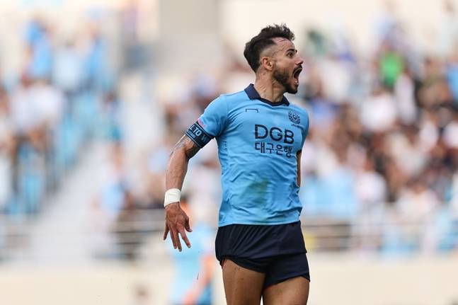 [공식발표] '다이빙 헤더+폭풍 드리블' 세징야, K리그1 18R MVP 선정