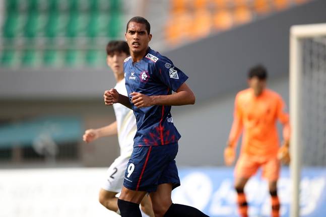 [공식발표] '다이빙 헤더+폭풍 드리블' 세징야, K리그1 18R MVP 선정