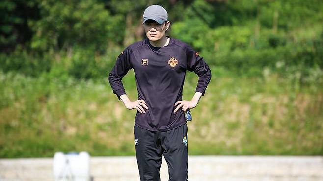 K리그1 강원 정경호 수석코치 영입주장은 한국영