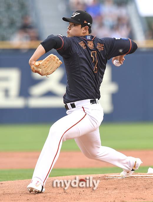 안)우진이 형, 배울 게 많다” 한화 158km 특급 유망주와 KBO 최고에이스는 통한다[MD창원]