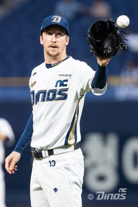 ‘15승·ERA 2.01’ KBO 최고에이스, 1990년 SUN 소환 위기? 아슬아슬 레이스 ‘개봉박두’