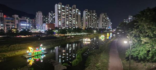 회야강에서 누리는 낭만 양산시 웅상 회야강 힐링 페스티벌 팡파르