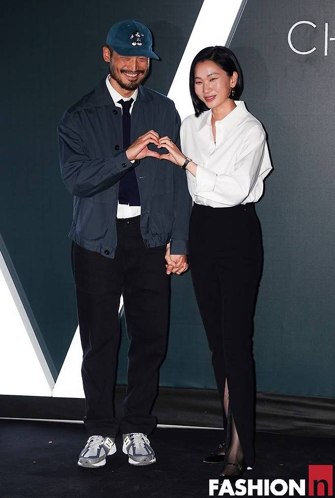 모델 장윤주 남편과 불금 데이트 결혼 8년차 애정폭발 나들이룩 패션엔