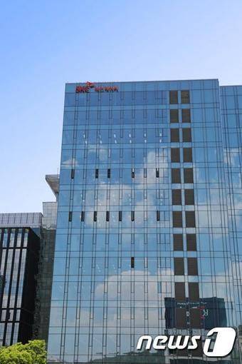 SKC, 3분기 영업손실 447억…전년比 적자전환(1보)