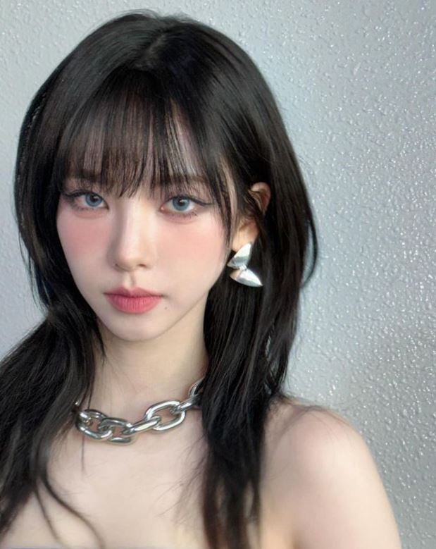 에스파 카리나 초근접샷도 살아남는 미모완벽 비주얼 스타in★