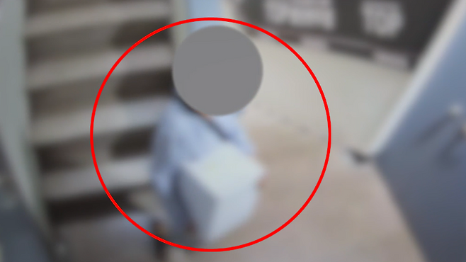영상 집주인이 잘 안 대해줘 세 들어 살았던 건물 불 지른 60대女