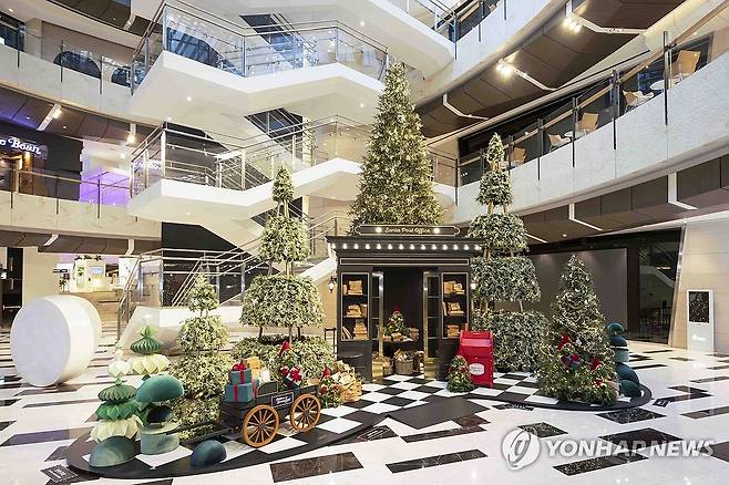 Ifc몰 산타 우체국 컨셉 크리스마스 장식 설치