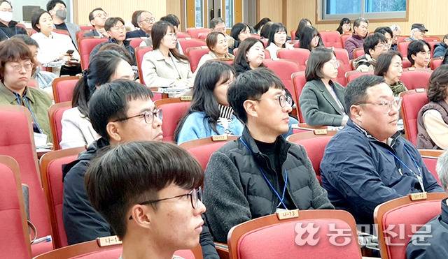 외국인 계절근로자 무단이탈 막아낸 비결은채용·교육 공들여 운용