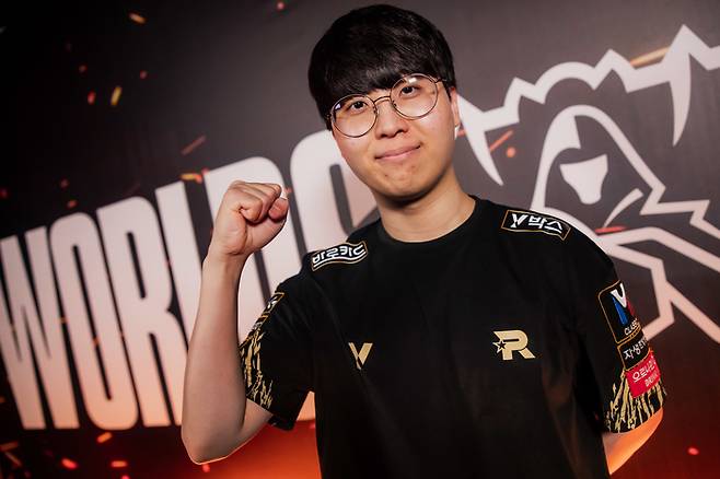 단독 Lck 최대어 ‘캐니언 젠지에 새 둥지 틀다‘쵸비·‘기인과 한솥밥 ‘슈퍼 젠지 완성