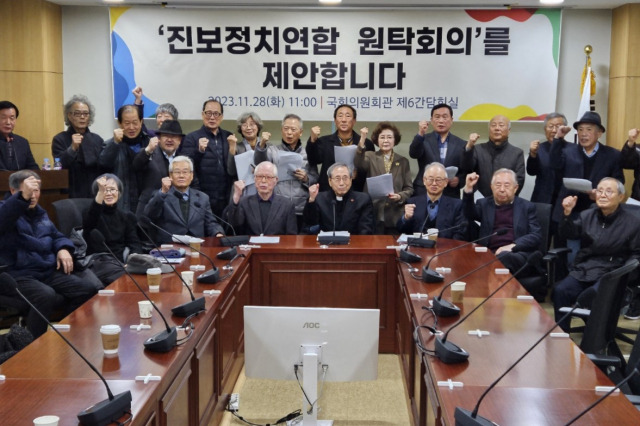 이부영 등 진보원로들 민주당 병립형 비례제 회귀 절대 안 된다