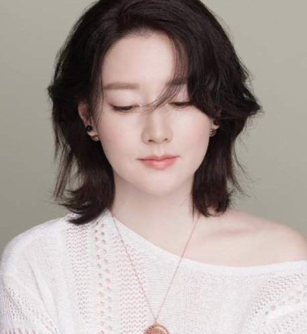 37세에 20살 연상과 미국 하와이에서 결혼한 여배우 스포엔 뉴세이