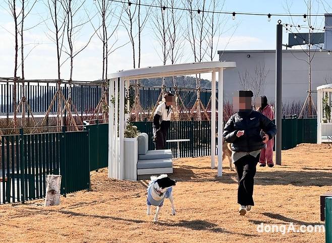 이제 서울까지 갈 필요 없어요” 수원에 문 연 ‘2세대 스타필드