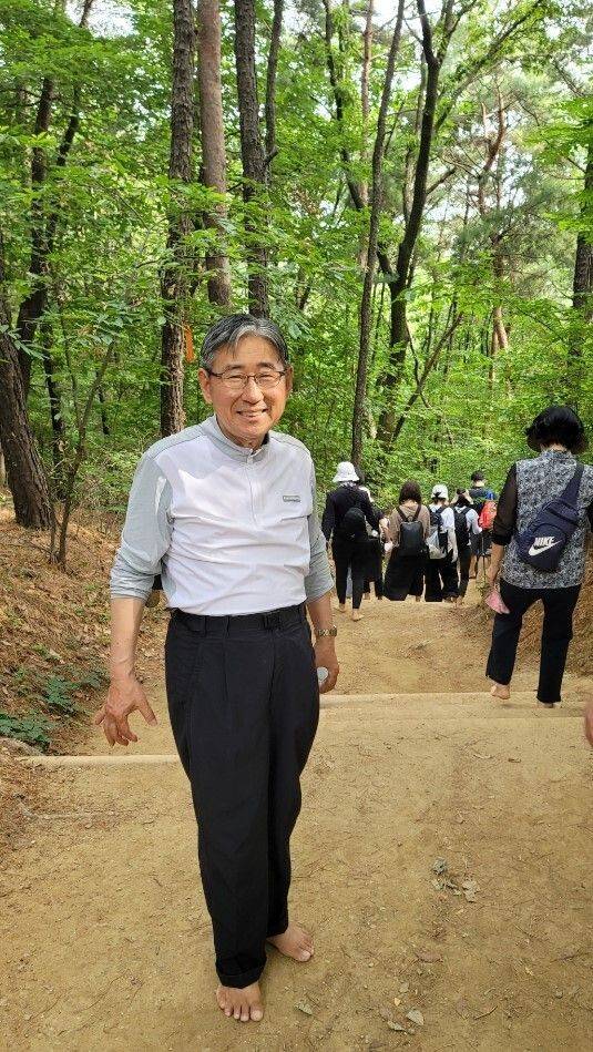 쉽고 돈안드는 맨발걷기 동서양 의학 어디에도 없는 무병장수법 Weekend 헬스
