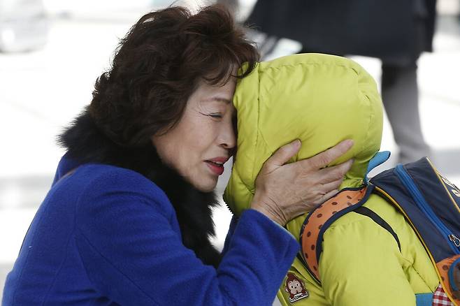 빛바랜 사진 속 그 시절 설날‘즐거움만은 그대로 만리재사진첩