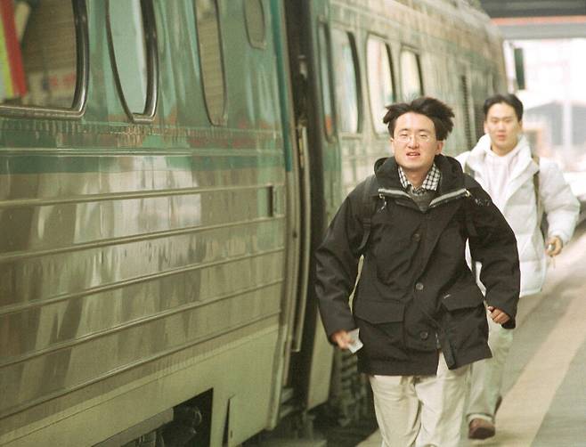 빛바랜 사진 속 그 시절 설날‘즐거움만은 그대로 만리재사진첩