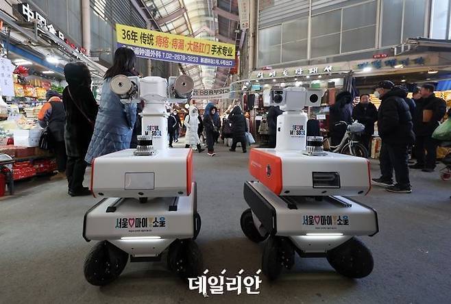 줄어드는 노동인구 대체할까ai·로봇기술로 ‘생산성 제고 언급 인구위기 대응③
