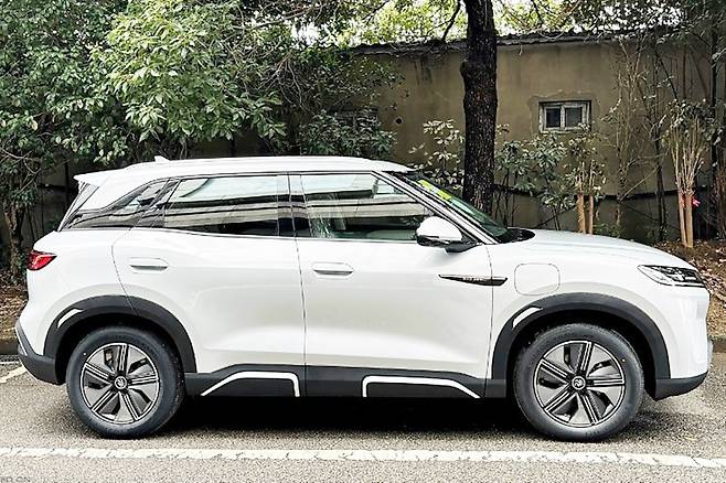 아이오닉 5와 경쟁 Byd가 선보인 Suv 신작 국내 출시 가능성은요 뉴오토포스트