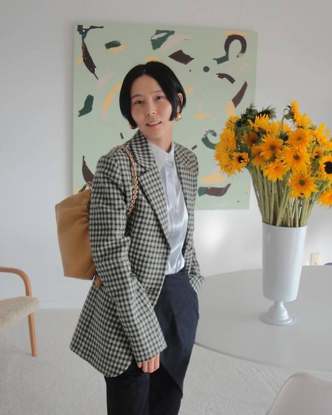 김나영 앞서나가는 봄 시즌 자켓 코디 공개 라이프 뉴세이