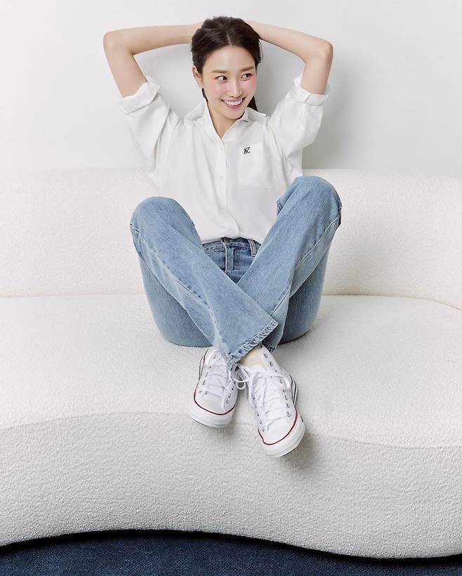장희령 마리끌레르 봄 시즌 러블리한 코디 라이프업