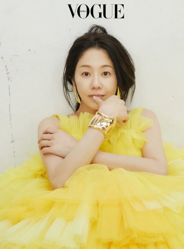54세고현정새화보살 더 빠져 여리여리해진 근황한줌팔목 어썸클
