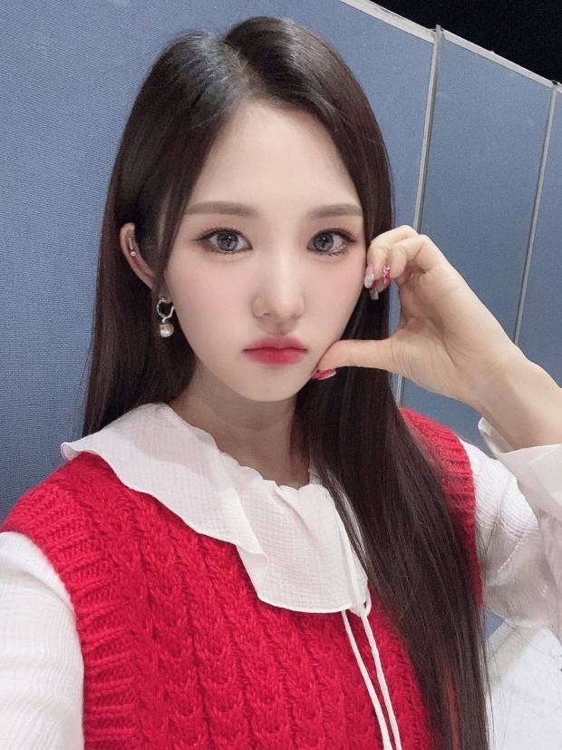 너무 예뻐 알고 보니 글로벌 걸그룹 멤버 여동생이었던 신인 아이돌 스포엔 뉴세이