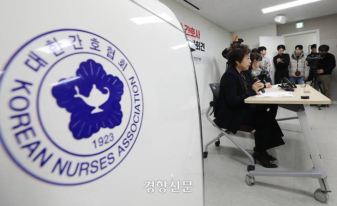 전공의 없어 대리 수술·처방”···불법진료 내몰린 간호사들