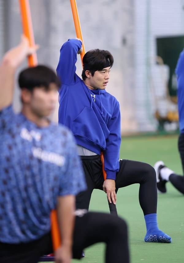 자신감 생겼다” 대졸 입단→상무 전역→외야 경쟁 참전국민유격수도 기대하는 25세 외야수 성숙한 남자가 되어 돌아오다