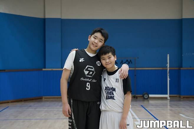 끈끈한 우애만큼이나 뜨거운 농구 열정 스티즈 농구교실을 이끄는 두 쌍의 형제들
