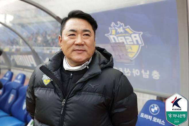 K리그2 충남아산 김현석 감독 염기훈이 팀 잘 만들었더라