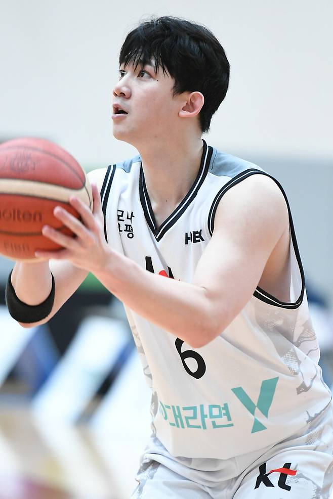 D리그 D리그 요키치 등장 Kt 트리플 더블 박준영 활약으로 현대모비스에 승리 상무와 결승 맞대결