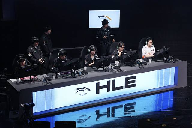 Lck Cl 난타전 끝에 백도어 한 방 한화생명 Kt 상대 2대 1 승리
