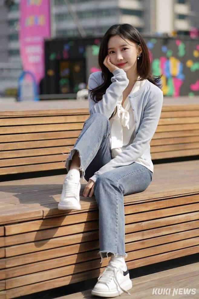 ‘lck 최장수 윤수빈 아나운서 롤은 삶 그 자체” 쿠키인터뷰
