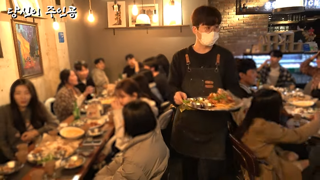 두 달 전 예약하는 치킨집 부모님 가게를 매출 6배 성장시킨 사장님 노머니