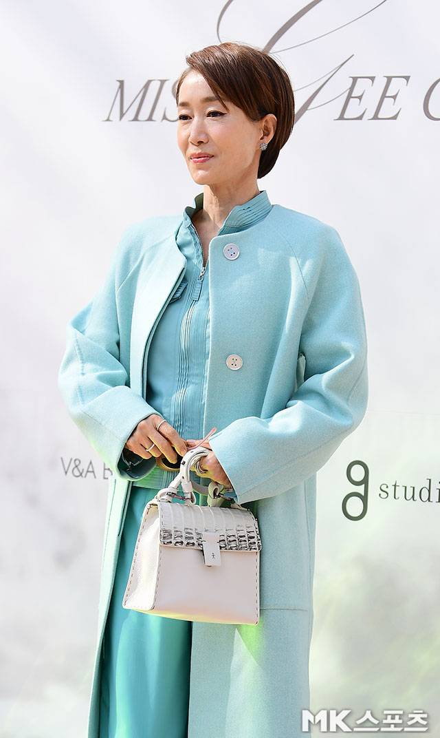 나영희 숏컷의 지존 범접할 수 없는 아우라 픽시컷 50대 헤어스타일 추천 뷰티는 내운명