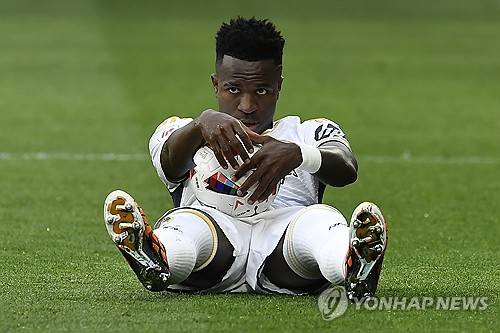 축구가 싫어진다 눈물 흘린 비니시우스→월클 동료 강한 지지 당신은 강하고 특별