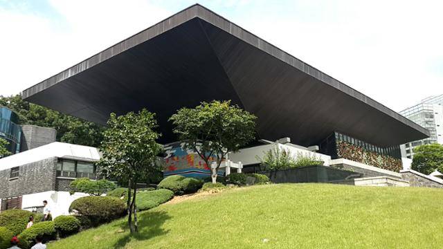 연세대 신촌 캠퍼스에 숨겨진 건축 보석 있었다루스 채플 정태종의 오늘의 건축