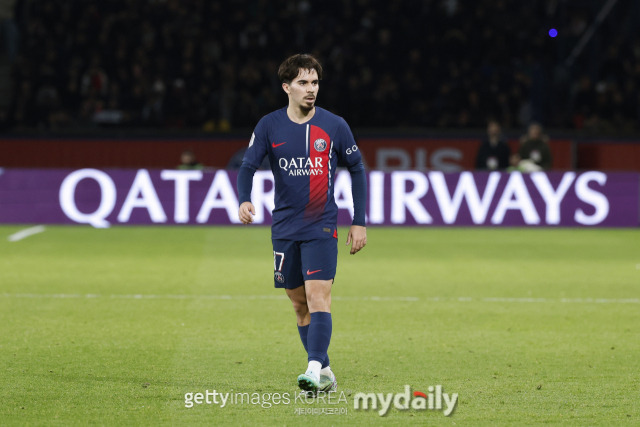 첫 리그 우승 임박 이강인 후반 시작과 동시에 교체 출전psg 수적 열세에도 마르세유에 완승→2위와 12점 차 선두
