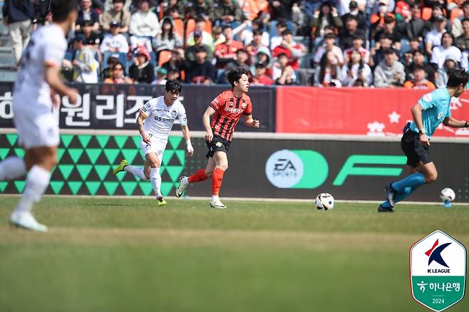 필 포든이 최애” 고등학생 프로선수 양민혁 강원fc 첫 승 이끌까